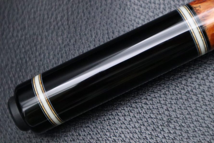 Aaron Astle | カスタムキュー｜イリス